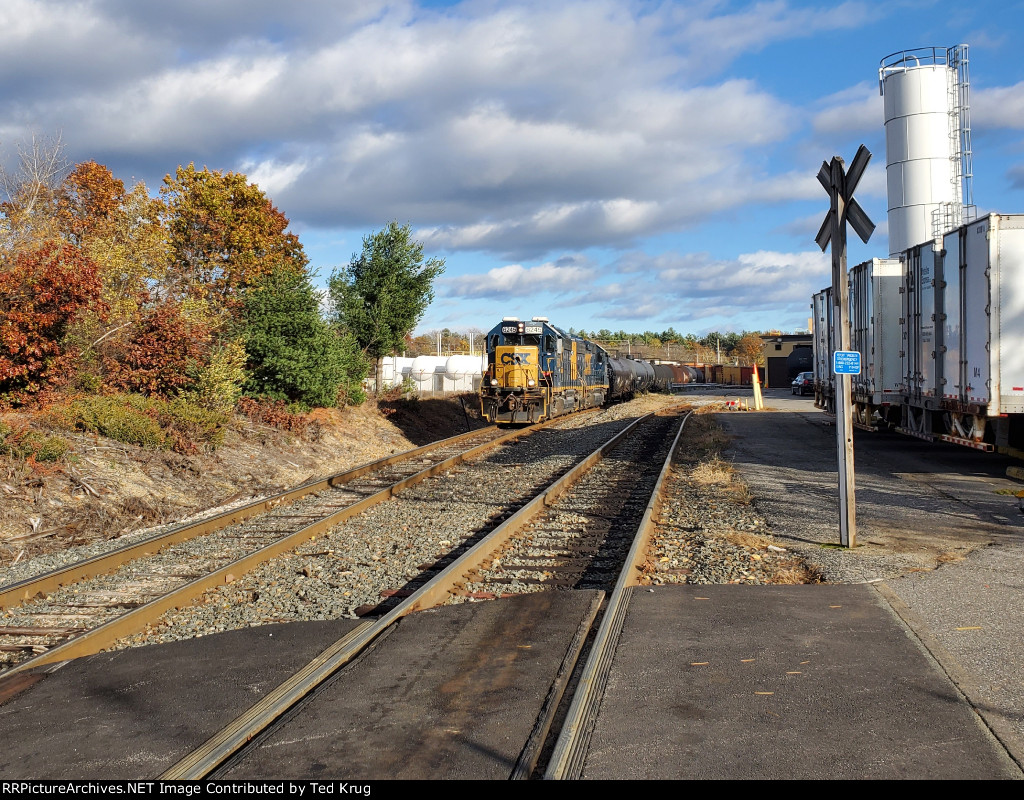 CSX 6245 & 6230